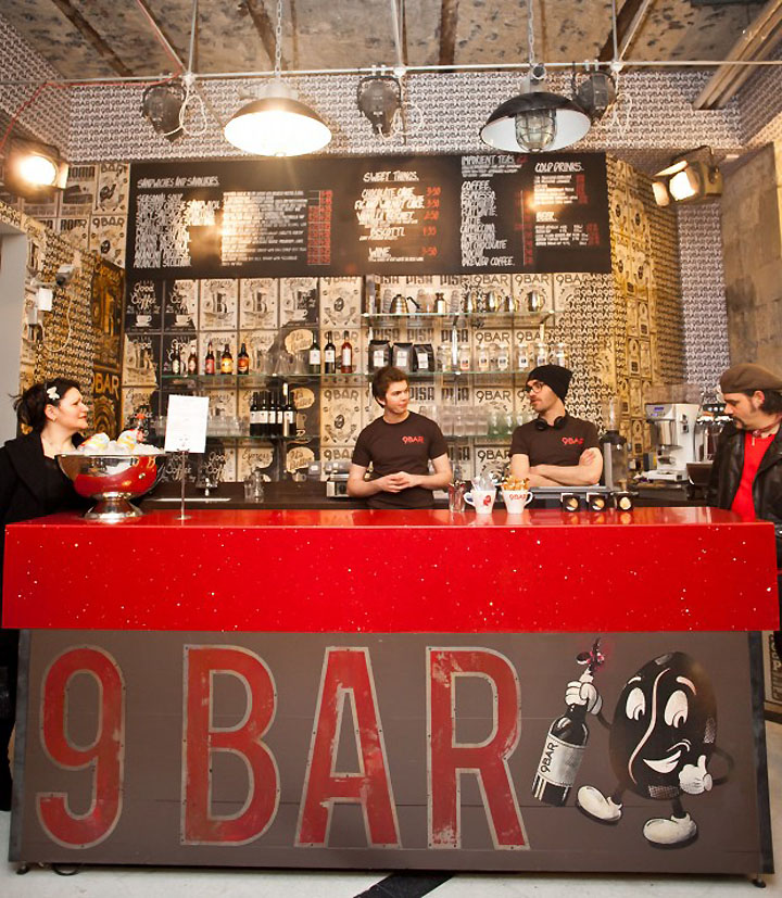 Интерьер кофейни 9 Bar Coffee для молодёжи